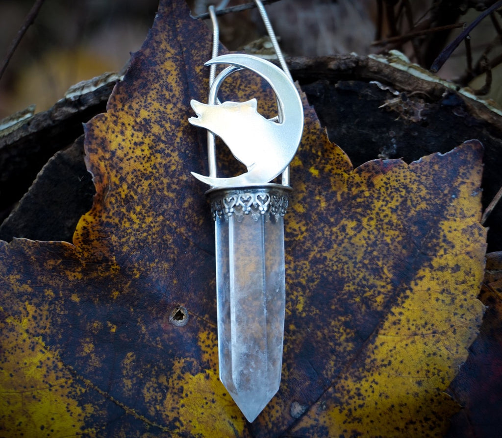 Strength & Spirit Crystal Wolf Talisman – The Humble Honey